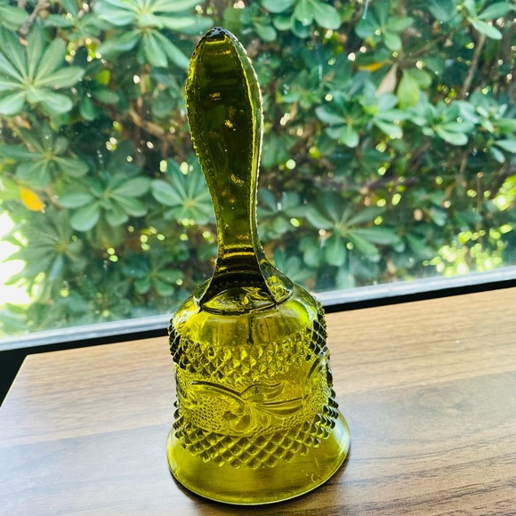 Artmark | Accents | Antique Olive Green Carnival Glass Depression Glass ...